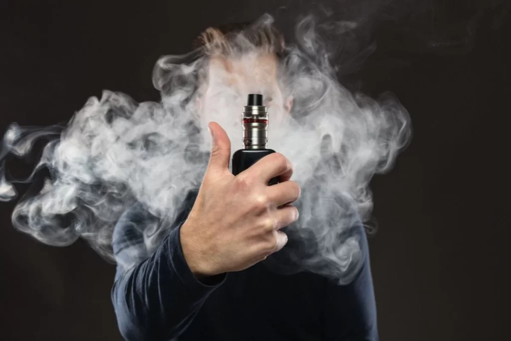 How does pod mod performance change when the battery is low? - Lost Vape